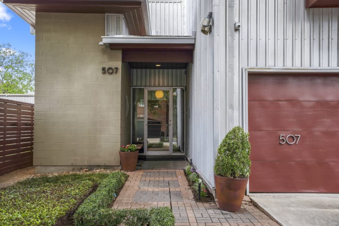 PHOTOS: Love some modern architecture? This Rice Military house on ...