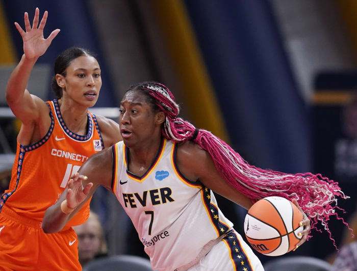 Former WNBA rookies of the year Howard, Boston part of league's Player ...