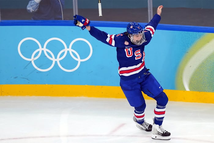 United States wins 3rd Olympic gold in women's hockey, beating Canada 2 ...