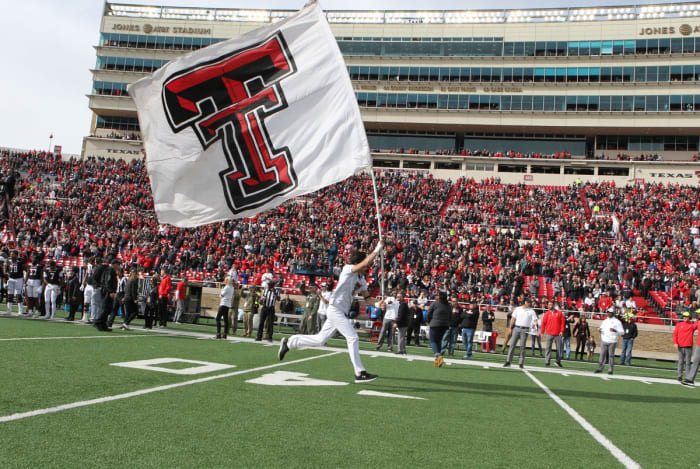Texas Tech plans $200M football stadium, facilities project