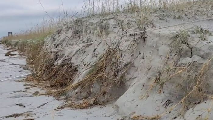 Neptune Beach police: Keep children off dunes that could collapse after Ian