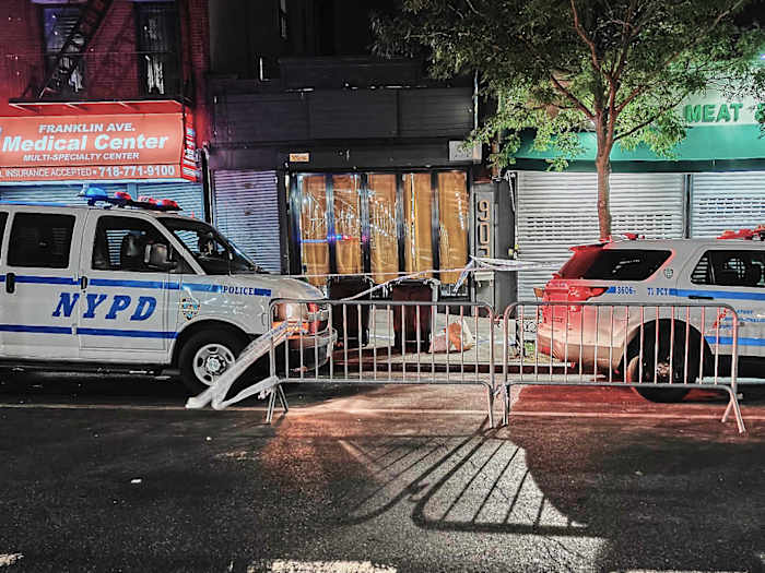 2 gunmen among 3 killed in New York City bar shooting, police say; 2 ...