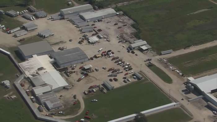 Fire breaks out at egg farm in Wharton County