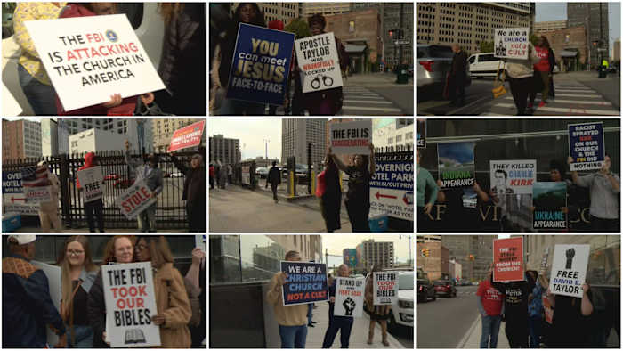 What 26 signs from David Taylor supporters said outside Detroit courtroom