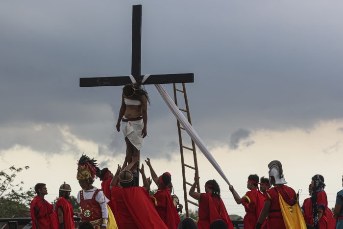 A Filipino villager is nailed to a cross for the 35th time on Good ...