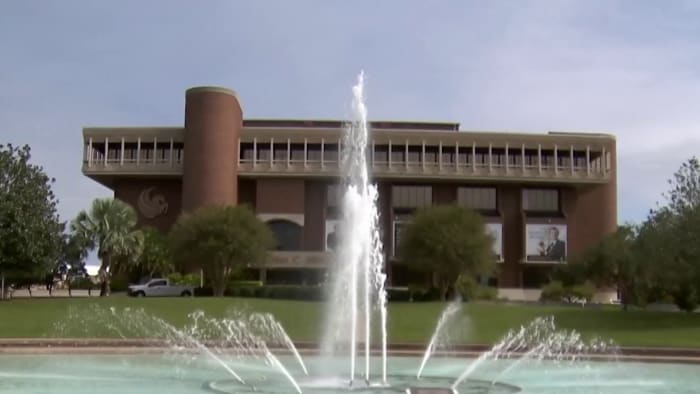 UCF moves spring break to April followed by remote learning