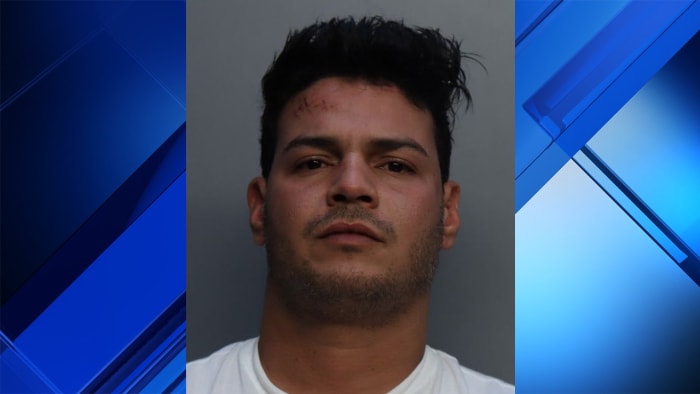 Police: Man was drunk, had no license when he ran Hialeah stoplight ...