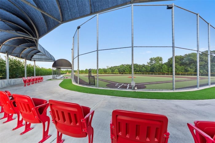 Play ball! This pricey Texas property has its own turf baseball field ...