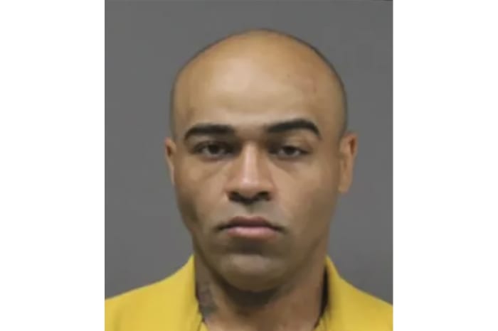 Ex-jailer in Mississippi is charged in escape of inmate who had ...