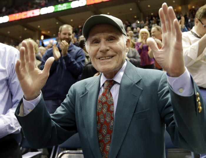 Herb Kohl, former US senator and owner of the NBA's Milwaukee Bucks ...