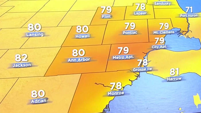 Autumn makes brief appearance before summer heat returns in Metro Detroit