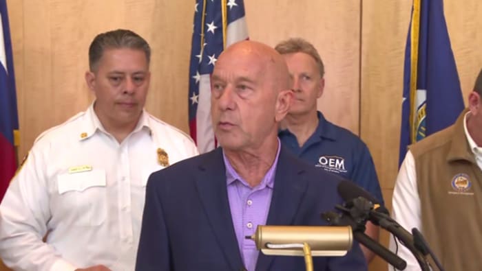 ‘There’s still dangers:’ Mayor Whitmire announces downtown exclusion ...