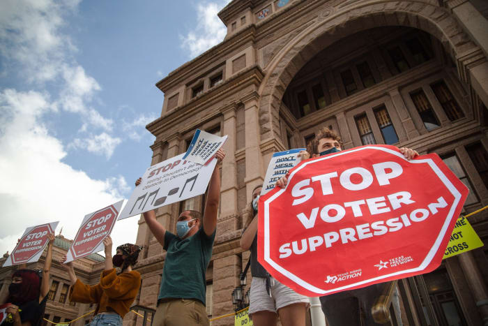 Texas lawmakers poised to pass sweeping voting bill to restrict voting ...