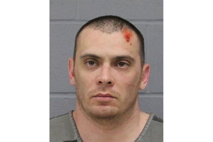 Texas Deputies Confronted But Didnt Arrest Man Accused Of Killing 6