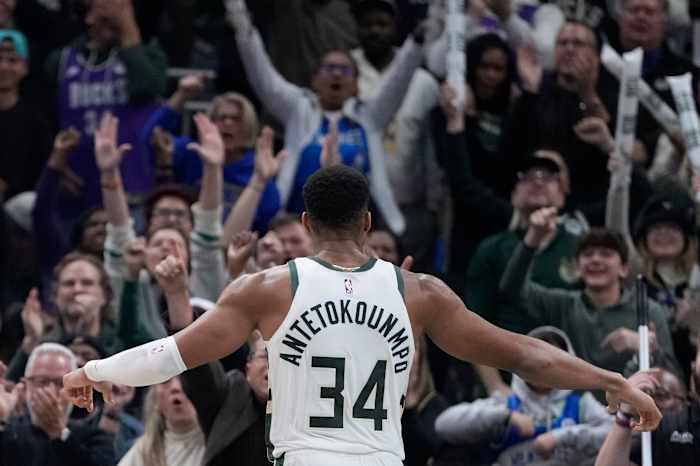 With key teammates out, Antetokounmpo steps up with 59 points to lead ...