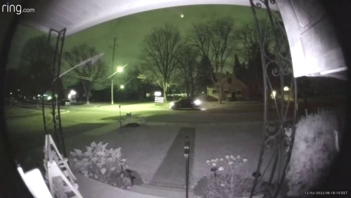 Morning 4: Videos capture suspected meteor shooting across sky in ...