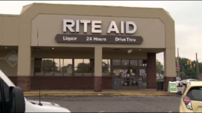 U.S. sues Rite Aid for missing opioid red flags