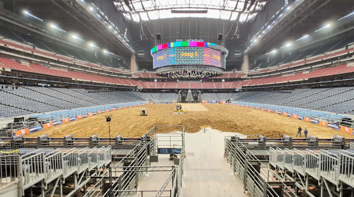 2026 Houston Rodeo adds extra day—who will headline?