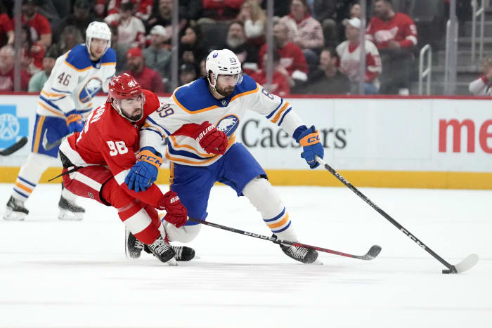 Thompson, Cozens lead Sabres past Red Wings 7-6 in shootout