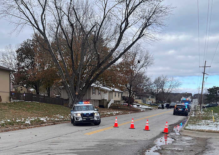 An ex-detective accused of abusing women died in an apparent suicide as ...
