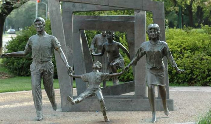 Ask 2: What happened to the “Cancer, There Is Hope” statue at Hermann Park?