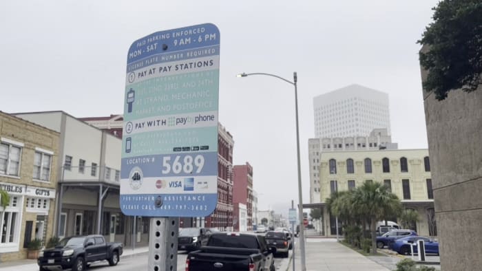 Galveston to waive late fees on parking tickets during May amnesty program