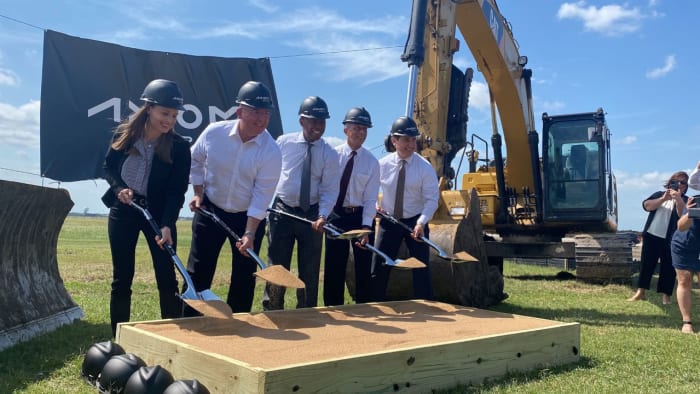 Axiom Space breaks ground on new headquarters in Houston