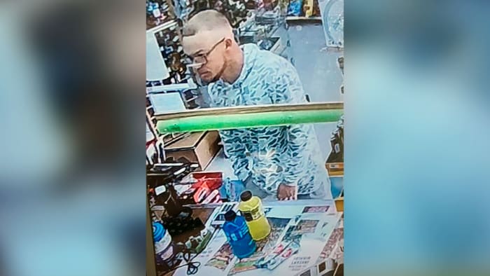 Deputies Search For Man Accused Of Exposing Himself At Marion County Convenience Store 5710