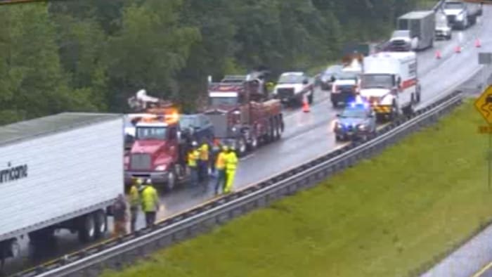 Tractor-trailer crash on I-81 in Roanoke County cleared