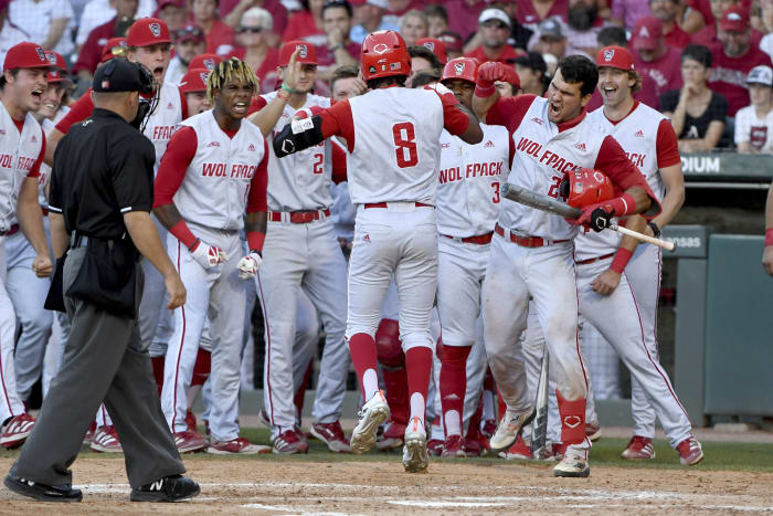NC St, Texas, Tennessee, Arizona lock up CWS bids; Hogs out