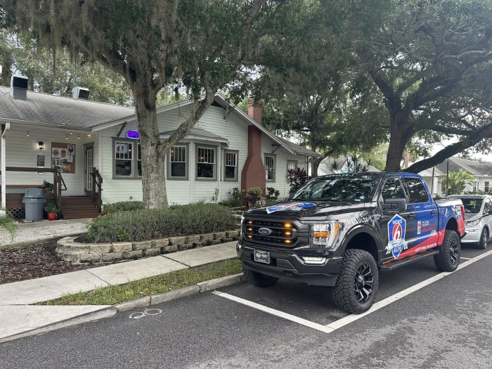 Trooper Steve visits Kissimmee café