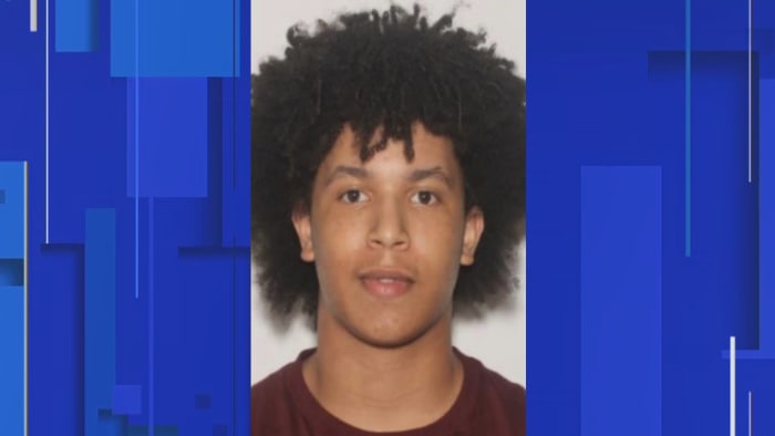 17 Year Old Arrested In Deadly Shooting Of Woman In Orlandos Curry