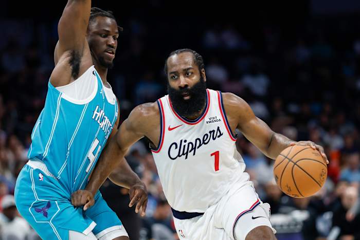 Harden erupts for 55, Clippers rout Hornets 131-116 in Paul's likely ...