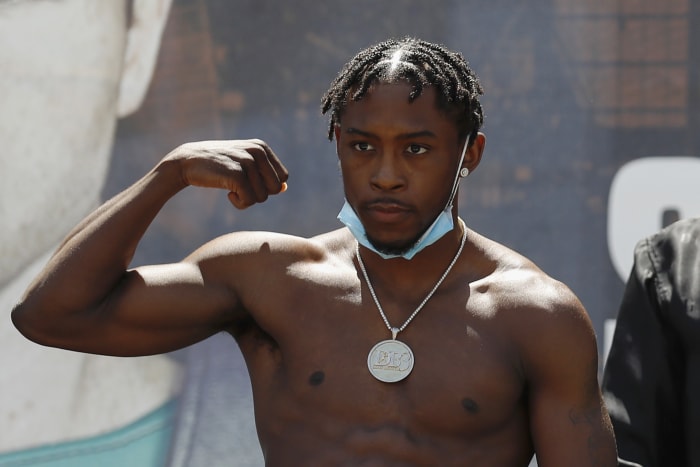 Keyshawn Davis to fight at Tokyo Olympics despite going pro