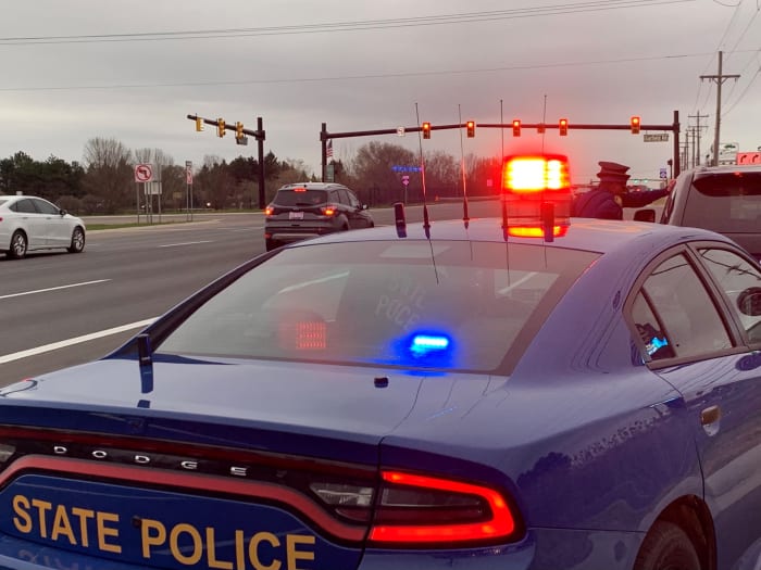 Police launch distracted driving crackdown in Metro Detroit using ...