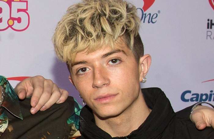 Ex-girlfriend of boy band member charged with trying to hire a hitman ...