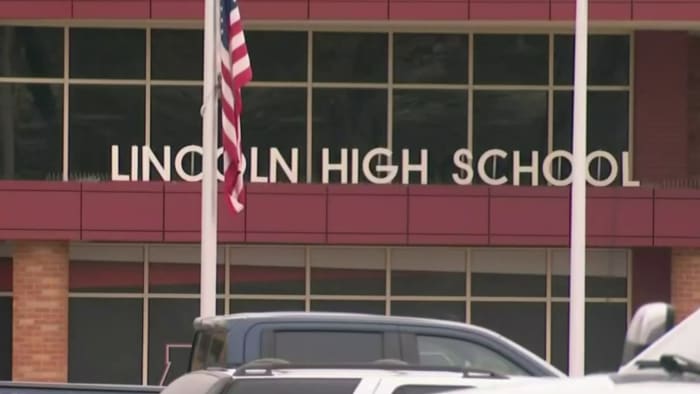 Teen charged after allegedly threatening to assault student with gun at ...