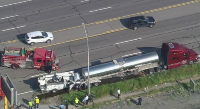 700 gallons of cooking oil spilled near Better Made factory in Detroit ...