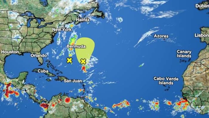 National Hurricane Center monitors 2 areas in Atlantic