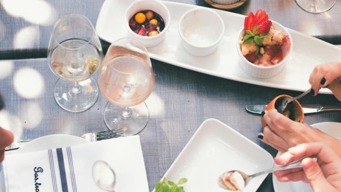 Have financial stress due to eating out too much? Here are 5 tips to help