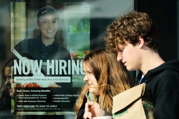U.S. job openings were unchanged at 6.9 million in March but hiring ...