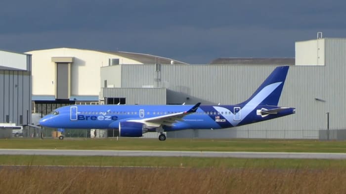 Breeze Airways starts nonstop service between Orlando, New Orleans