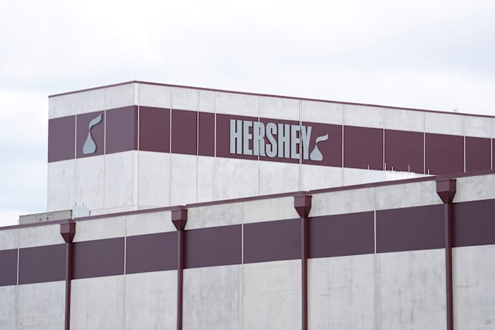 Hershey and other chocolate makers hike prices as cocoa remains near ...