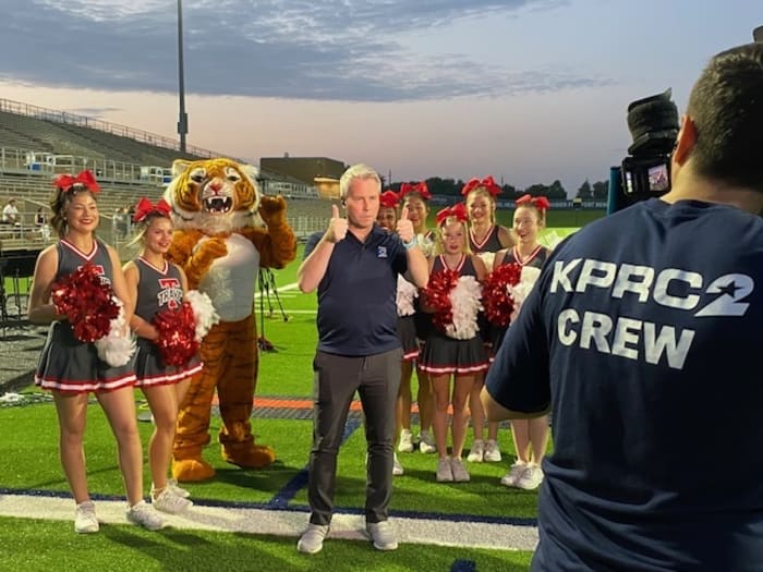 PHOTOS: KPRC 2′s Justin Stapleton goes live on ‘TODAY’ as part of ...