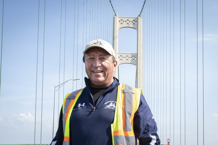 Morning 4: Beloved Michigan toll collector retires after 3 decades of ...