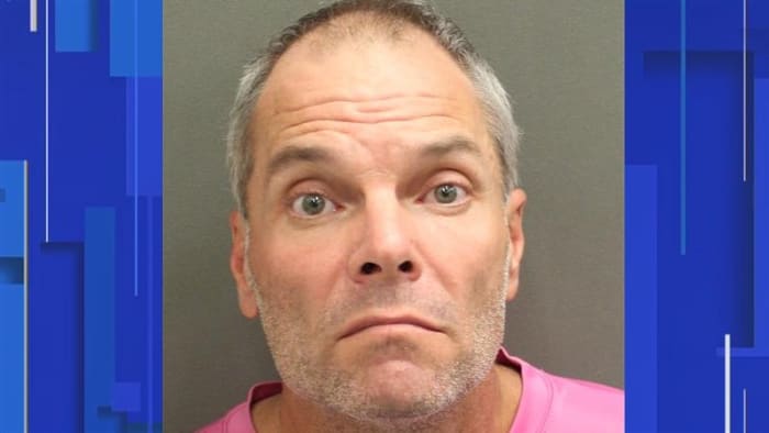 Man arrested after confessing to Apopka banks robberies, police say