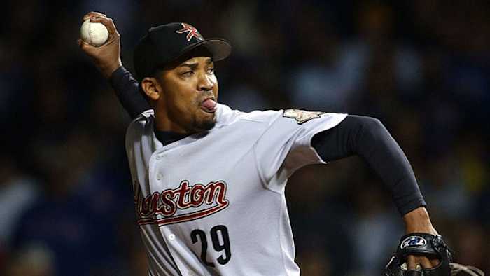 Former Astros pitcher dies in Dominican Republic nightclub roof collapse