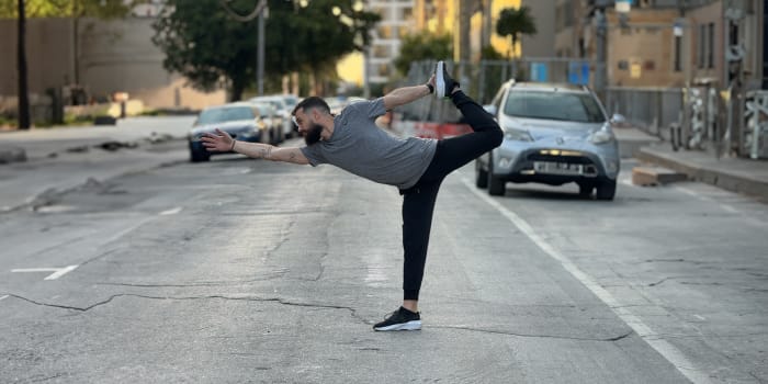 Raps & Yoga Mats: You can win Drake and J. Cole concert tickets at this ...