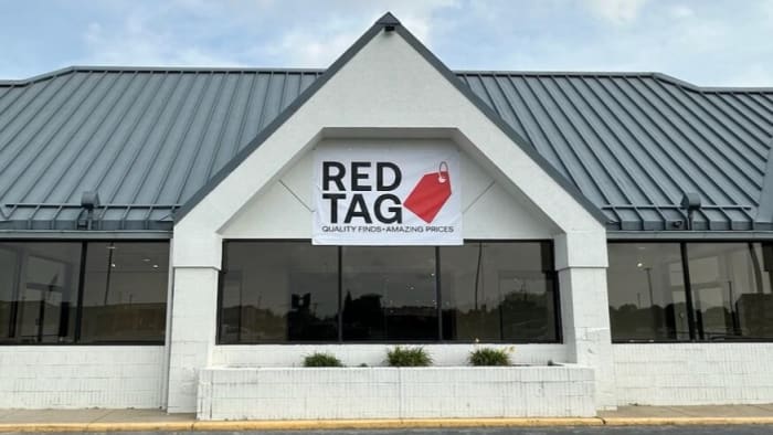 Red Tag store selling overstock, returned items opens in Macomb County