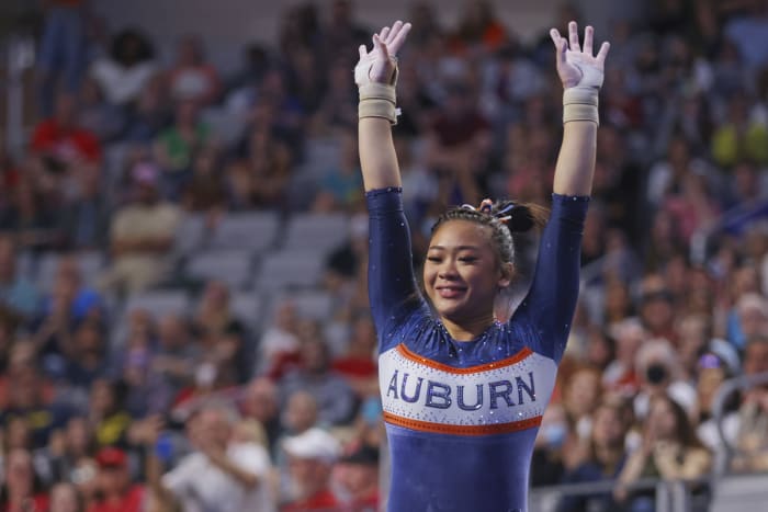 Reigning Olympic champion Sunisa Lee overcomes health issue to compete ...